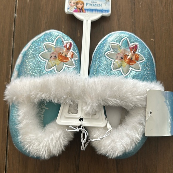 Disney | Shoes | New Disney Frozen Slippers 56 | Poshmark